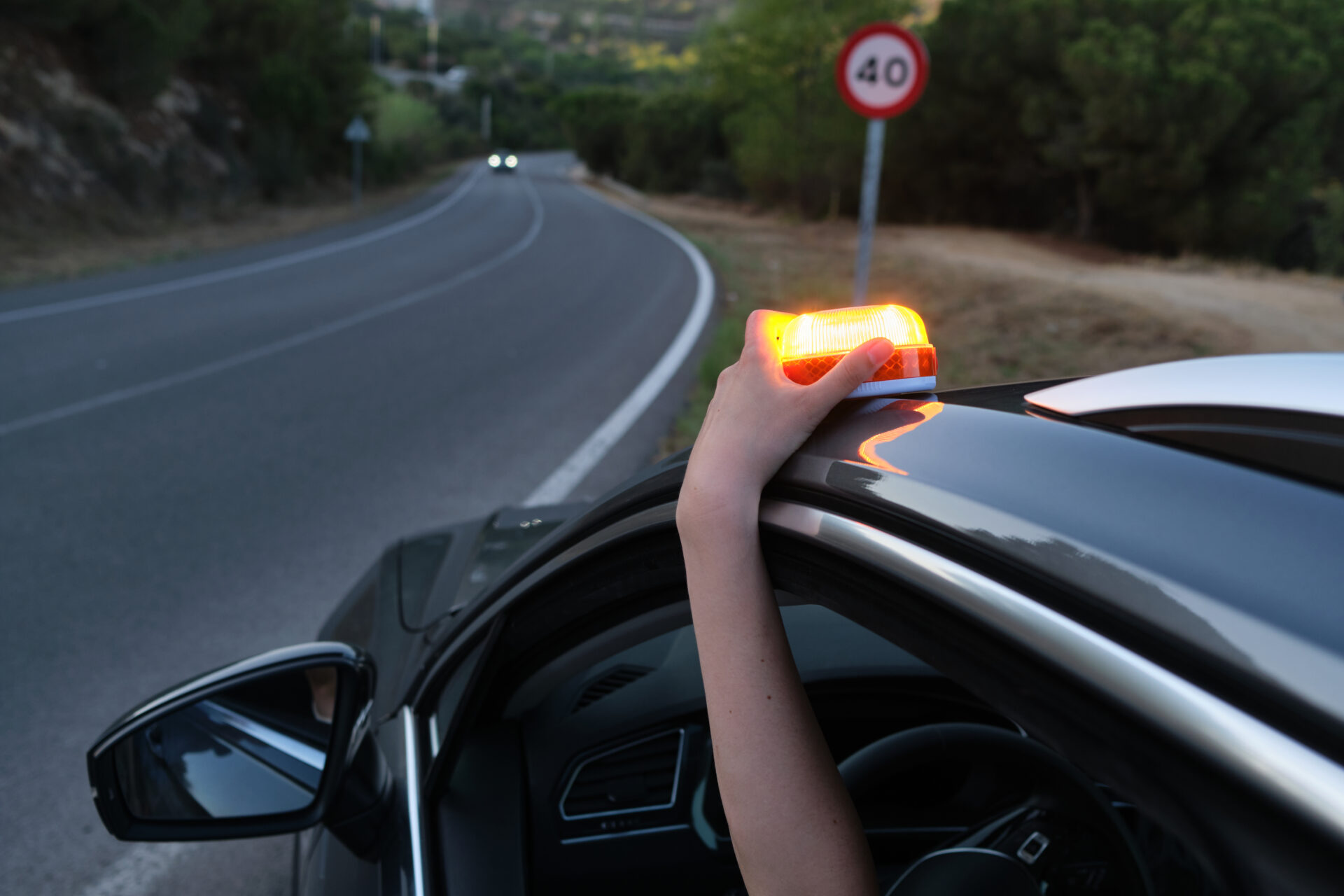 Do you need a V16 flashing light to drive in Spain? - ACL